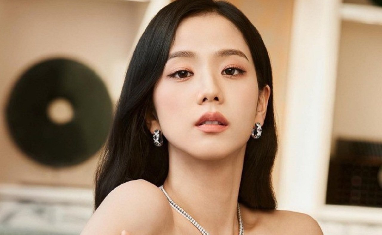 Jisoo là sao nữ đẹp nhất thế giới năm 2024